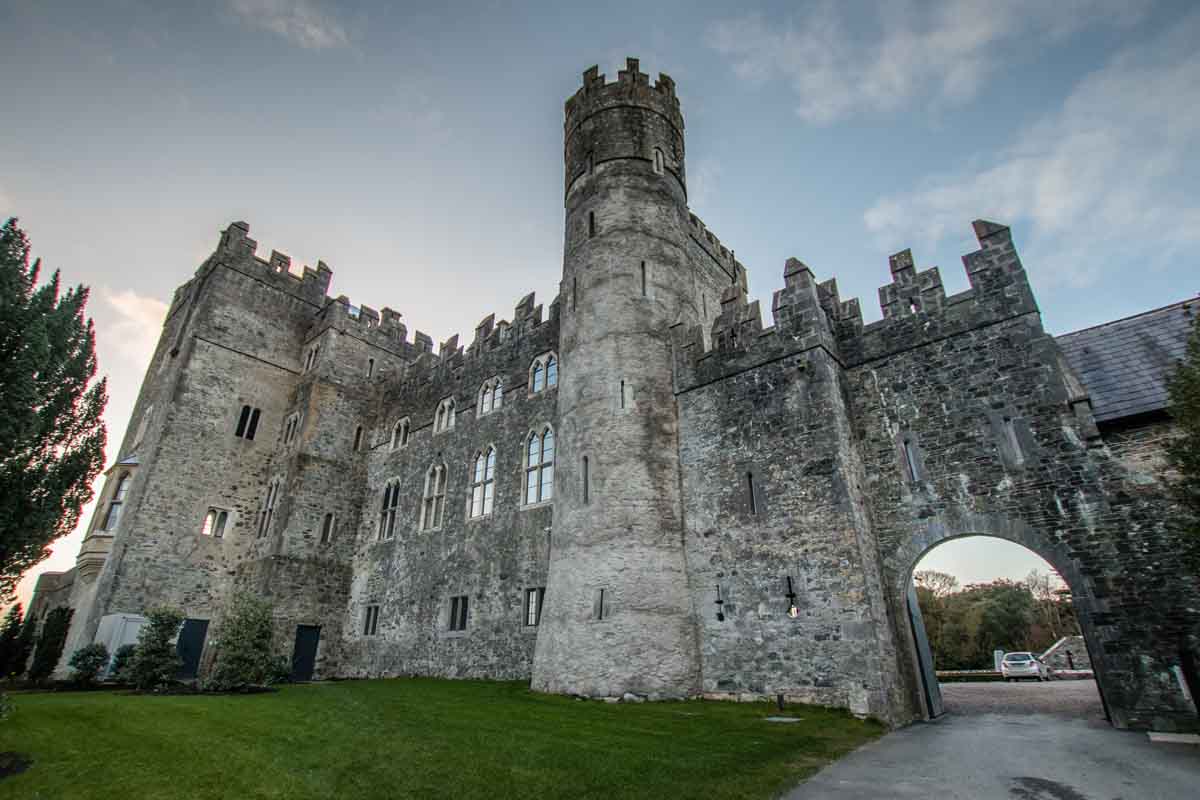 County Kildare cast iron guttering - cast iron pipes Ireland