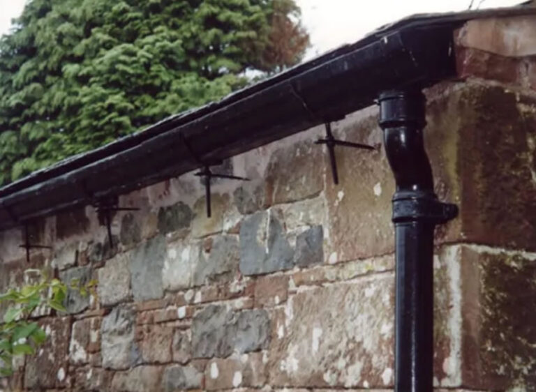 Cast iron drainpipes - cast iron downspouts - decorative downspouts